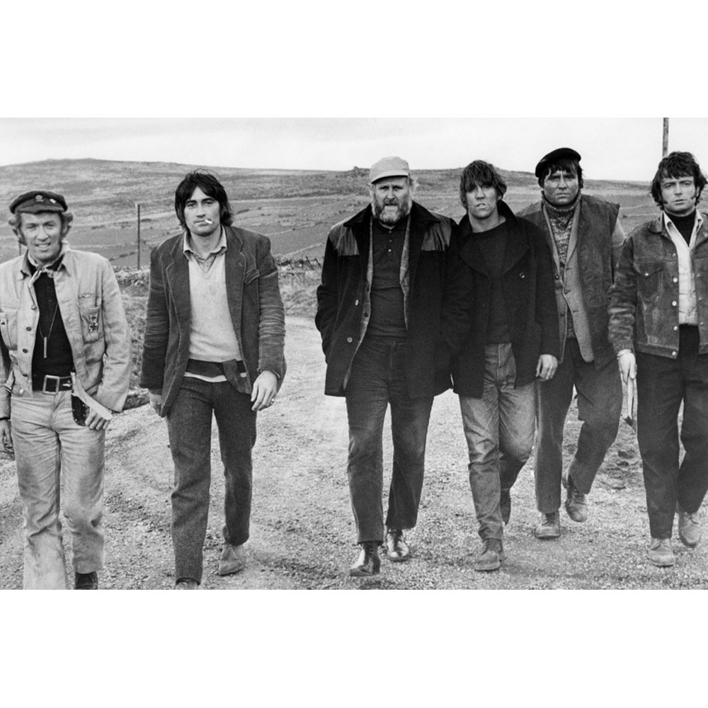 Peter Vaughan Del Henney and Ken Hutchison in Straw Dogs classic ...