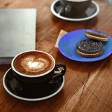 OREO Toffee Crunch Creme with Sugar Crystals Chocolate Sandwich Cookies ...
