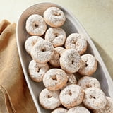 Freshness Guaranteed Powdered Cinnamon Sugar Mini Donuts, 14 oz ...