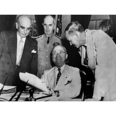 President Harry Truman With Advisors On June 13 History (24 x 18 ...