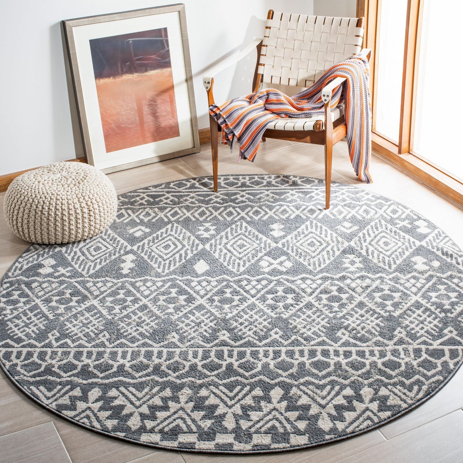 Click here for Safavieh Pyramid Henrietta Geometric Area Rug 67 X... prices