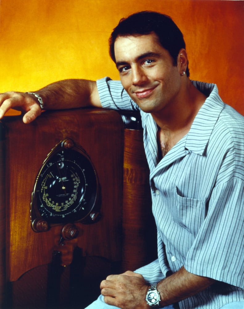 Joe Rogan Close Up Portrait Photo Print (8 x 10) - Walmart.com