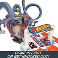 Hot Wheels Spider-Man RaceTrack Set with Web-Slinging Speedway & 2 ...