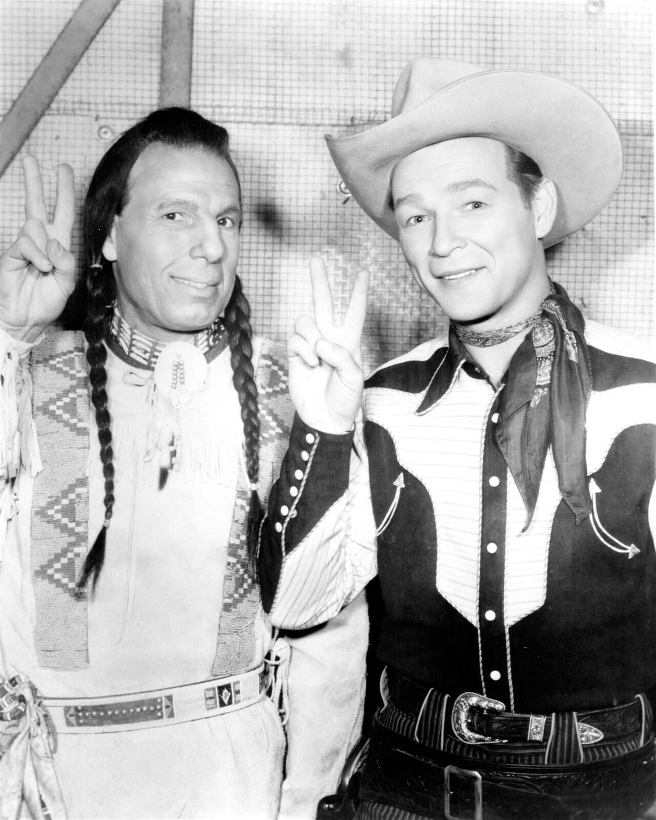 Iron Eyes Cody & Roy Rogers pose together doing peace sign 5x7 inch ...