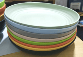ReaNea 9 Inch Deep Plastic Plates 8 Pieces, Unbreakable And Reusable ...