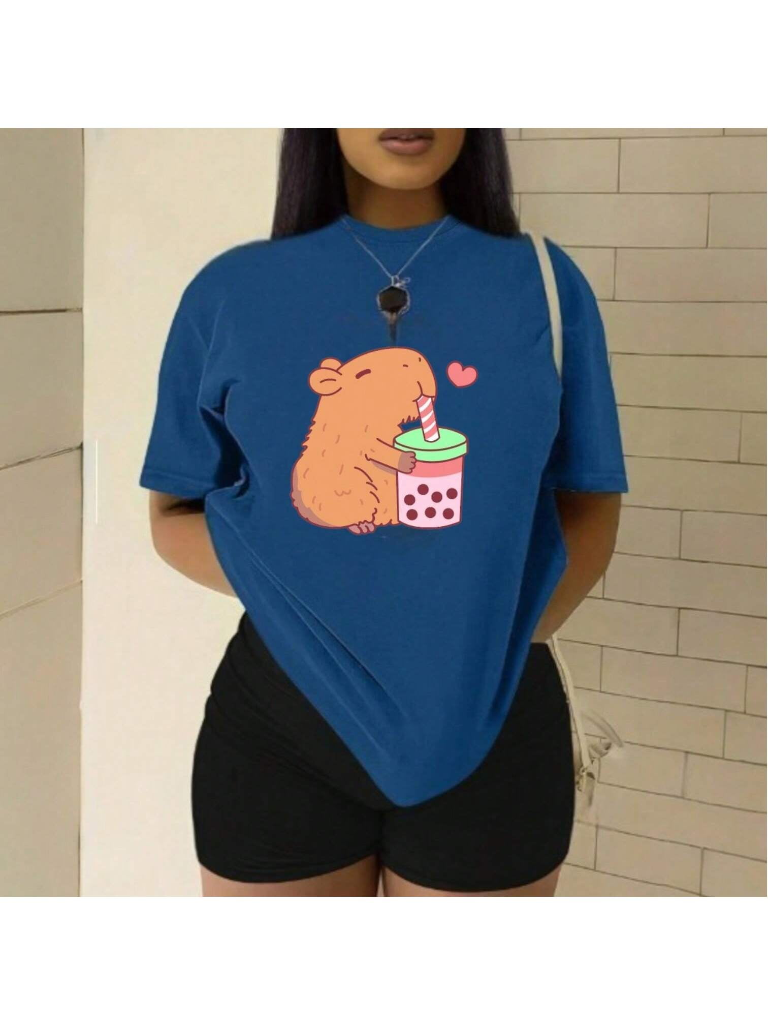 Playera Blusa De Capybara Tomando Refresco Ropa Divertida Para Mujer ...