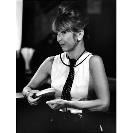 Teri Garr Seated in Classic Photo Print (8 x 10) - Walmart.ca