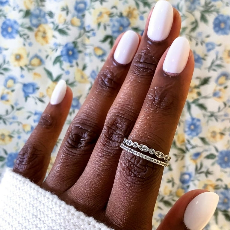 All White Round Acrylic Nails