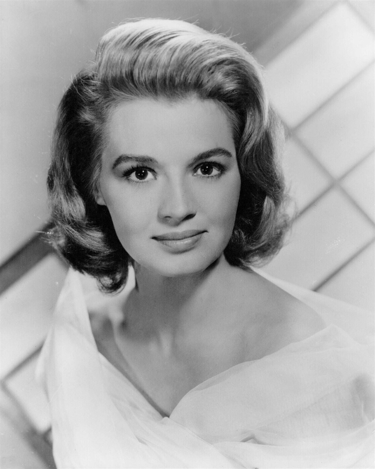 Angie Dickinson beautiful studio portrait of young Angie circa 1961 5x7 ...