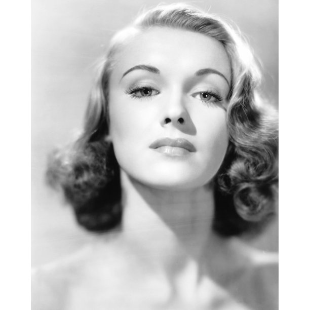 Susan Shaw Late 1940S Photo Print (16 x 20) - Walmart.ca