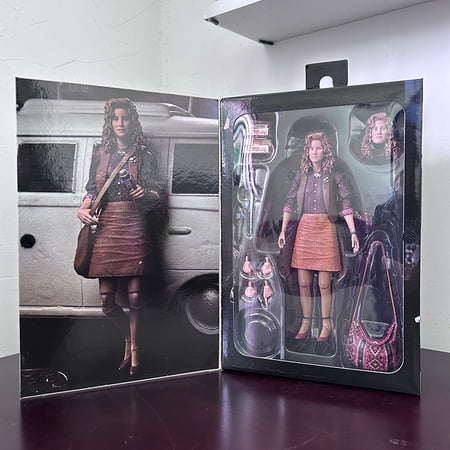 NECA Yellow Clothes Female Reporter Version 2.0 Figure Michelangelo ...