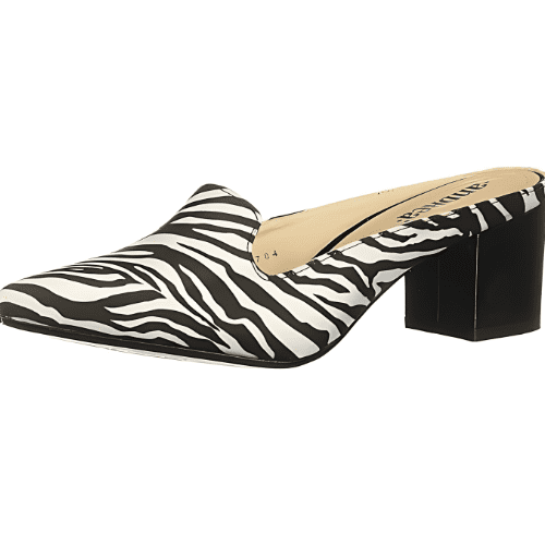 ZAPATO CON TACON, MARCA ANDREA, COLOR BLANCO CON NEGRO TIPO CEBRA, No ...