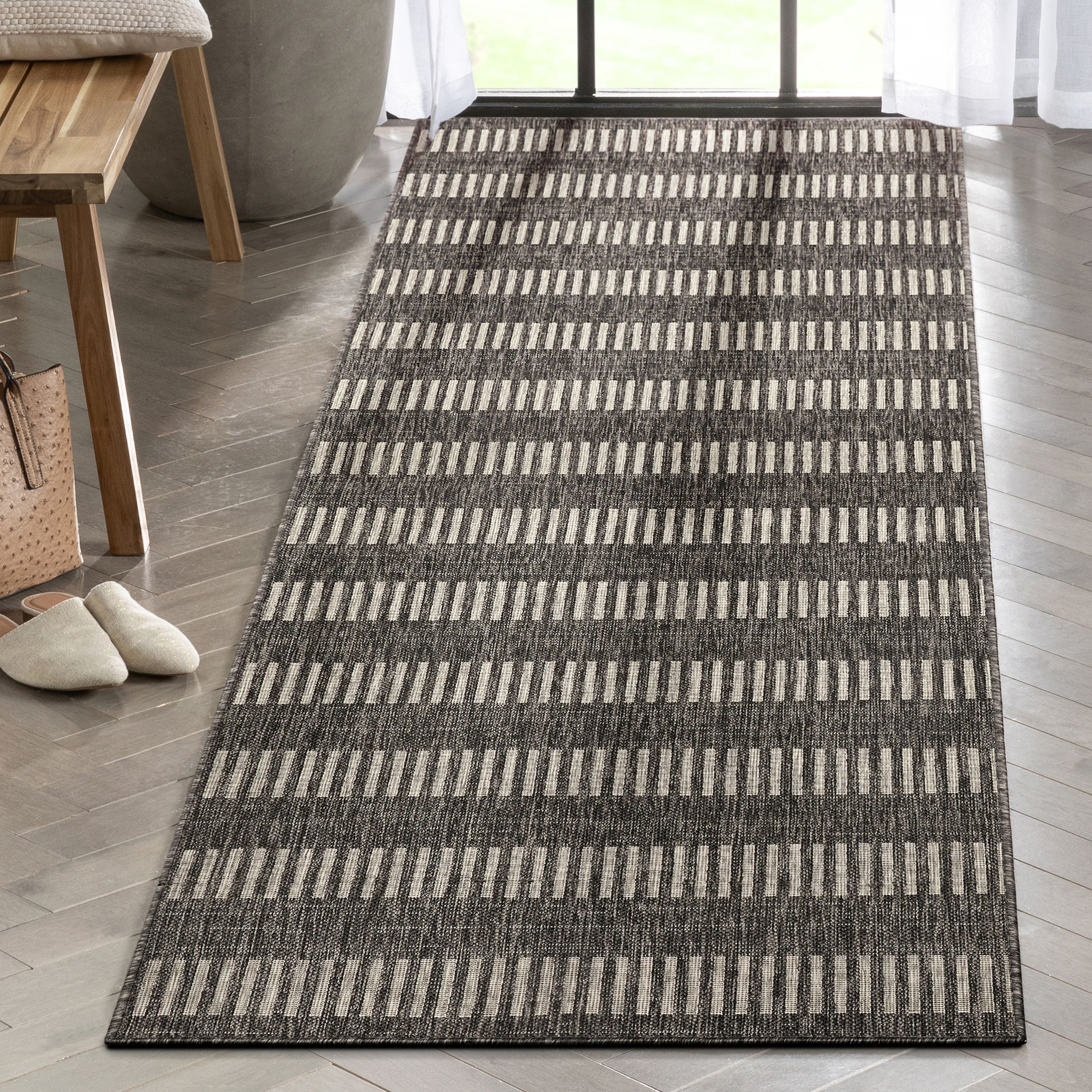 Well Woven Indoor/Outdoor Runner Rug 2'7" x 9'10" Stria Beige Striped ...