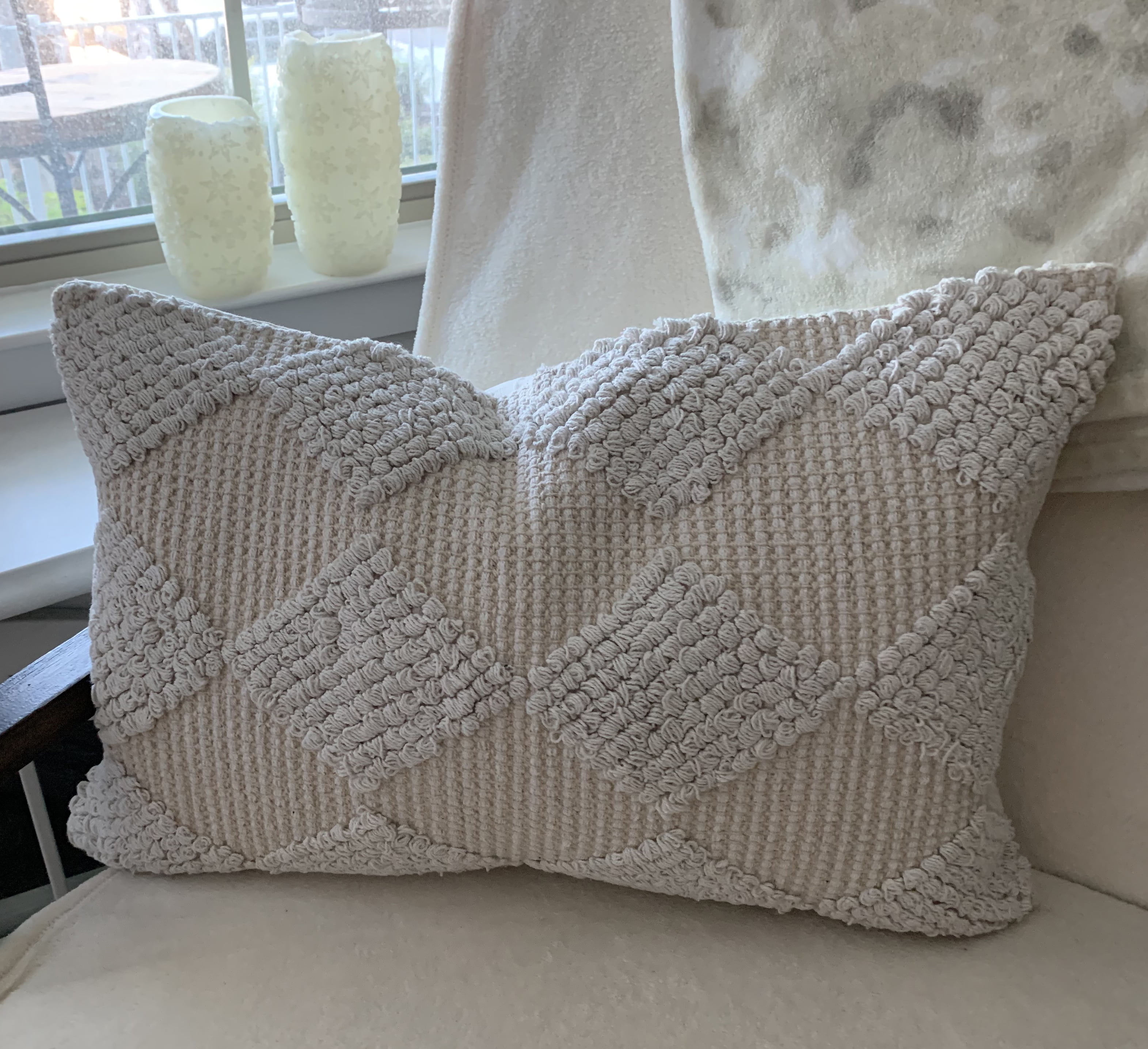 Textured Raised Diamond Handwoven Decorative Pillow Ivory - Walmart.com