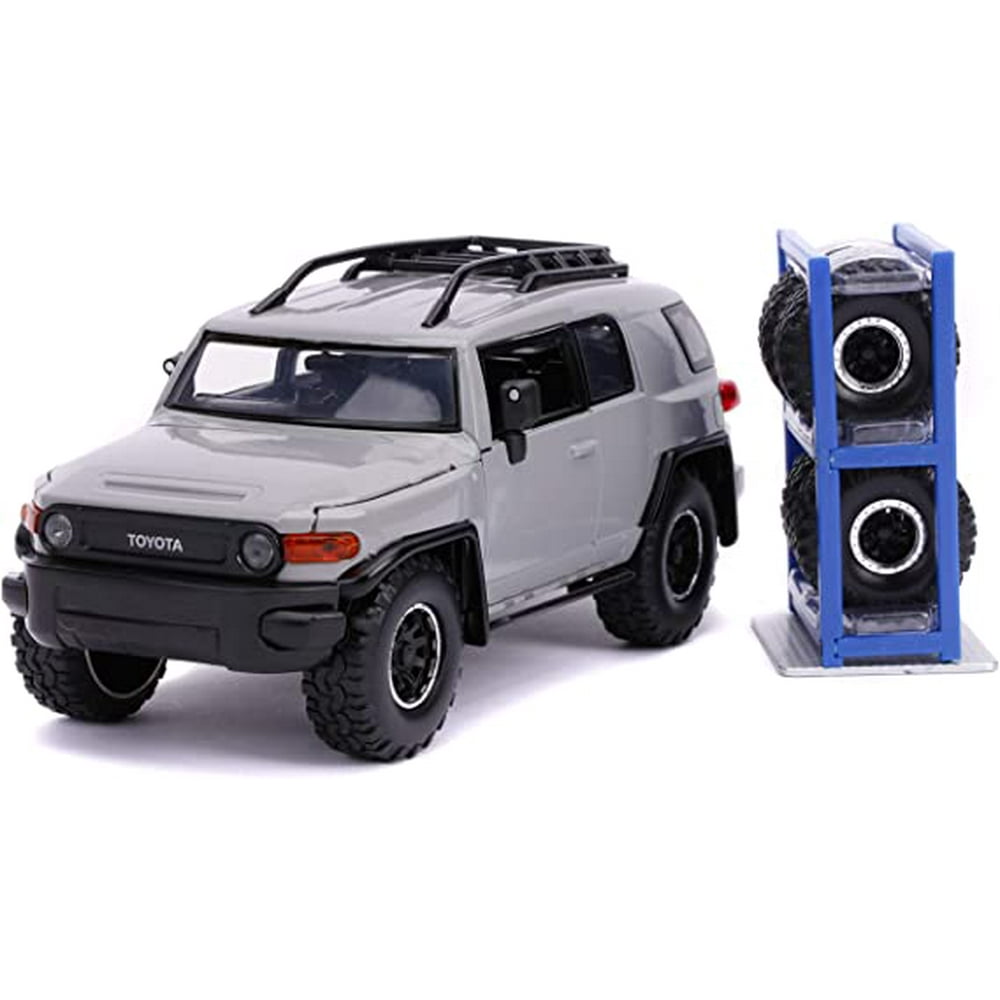 Jada Toys Toyota FJ Cruiser with Roof Rack with Extra Wheels "Just ...
