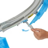 Disney Pixar Cars Lightning McQueen Race Track Playset: Ultimate ...