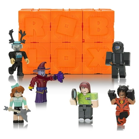 Roblox Series 12 Mystery Figure 1-Pack, Includes Exclusive Virtual Item ...