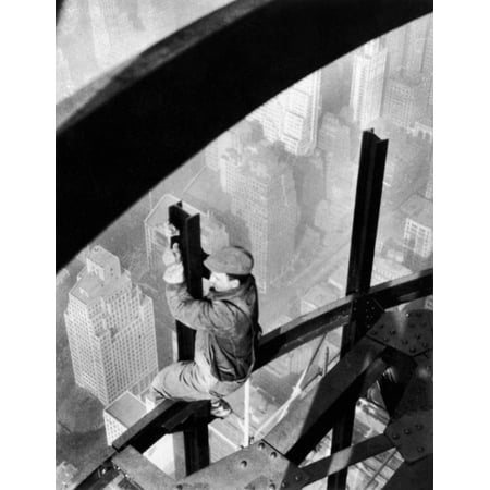 Hine: Steelworker, 1931. /Nsteelworker Atop The Empire State Building ...