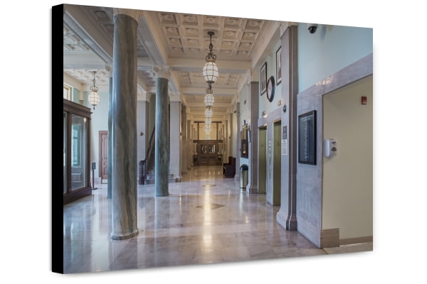Canvas Print: Lobby Of The Ed Edmondson Courthouse, Also Known As The U ...
