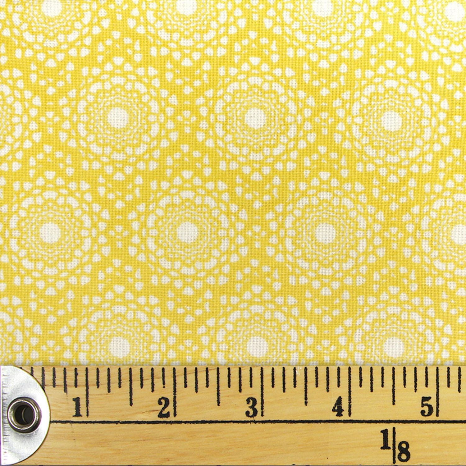 Click here for Fabric Creations Yellow Wtih White Flower Burst Fa... prices