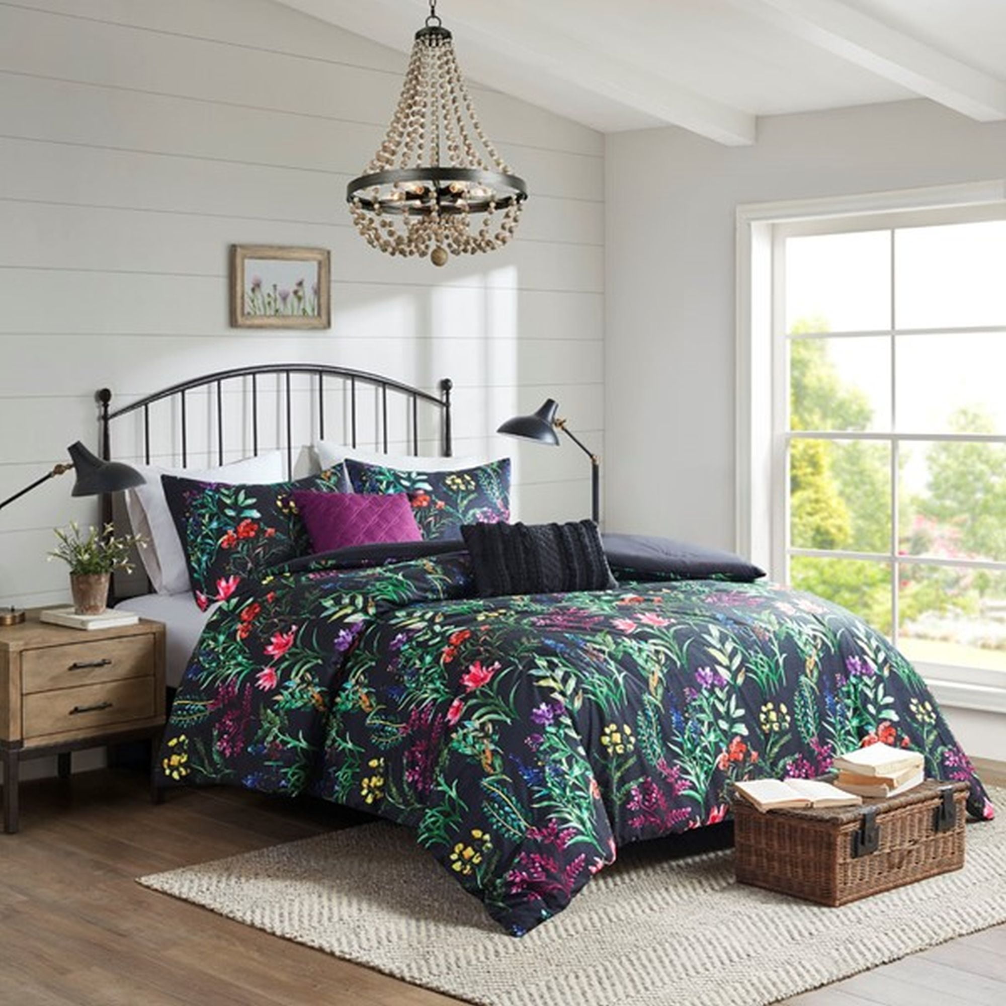 Madison Park Tasha Polyester 5 Piece Black Floral Comforter Set Full