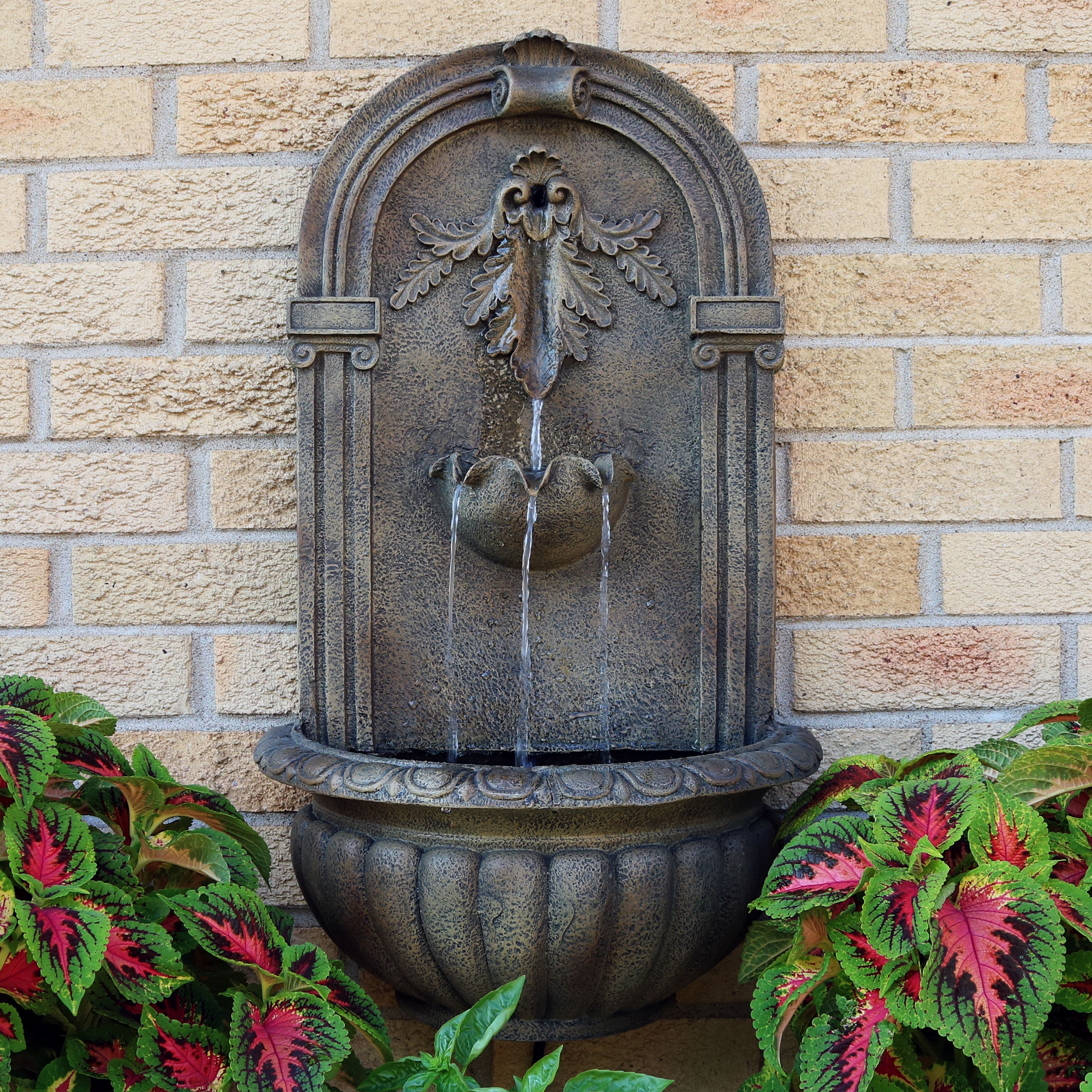 Sunnydaze Florence Outdoor Wall Water Fountain - Waterfall Wall Mounted ...