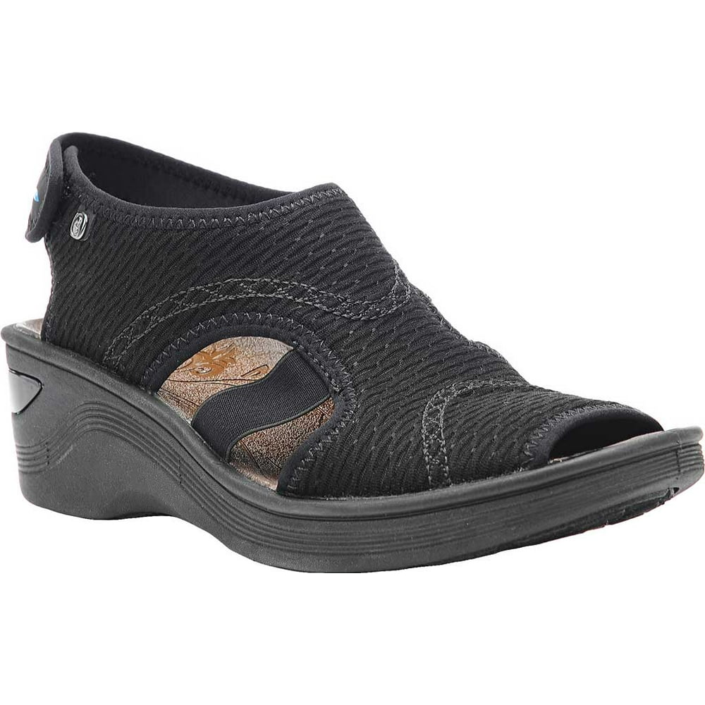 Bzees Womens Bzees Dream Sandal Black Oval Mesh 6 M