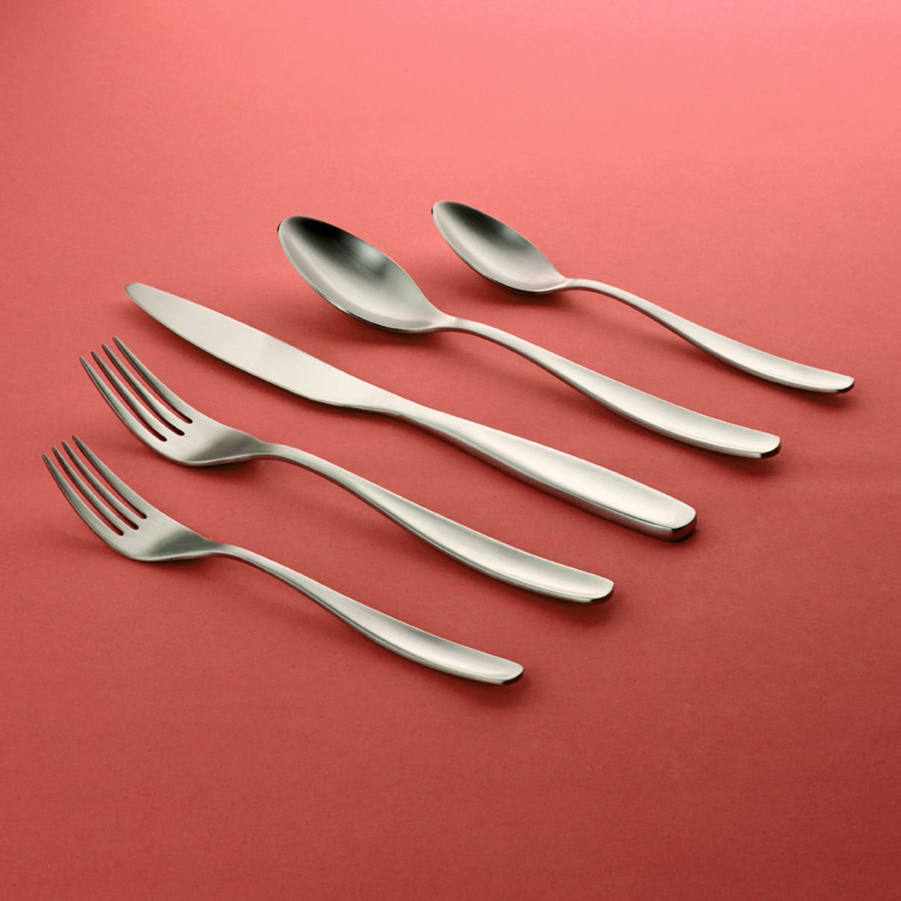 Click here for Gourmet Settings Vault 20pc Flatware Set prices
