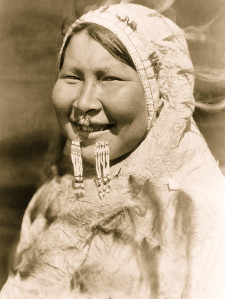 Head-and-shoulders portrait of Eskimo woman of the Arctic region ...