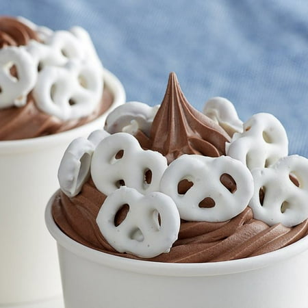 Micro Mini Yogurt Pretzels Topping - 10 lb. - Walmart.ca