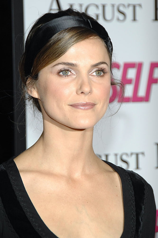 Keri Russell At Arrivals For New York Premiere Of August Rush, Ziegfeld ...