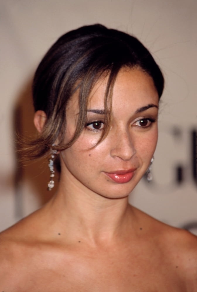 Maya Rudolph At The Vh1 Vogue Fashion Awards Nyc 101901 By Cj Contino ...