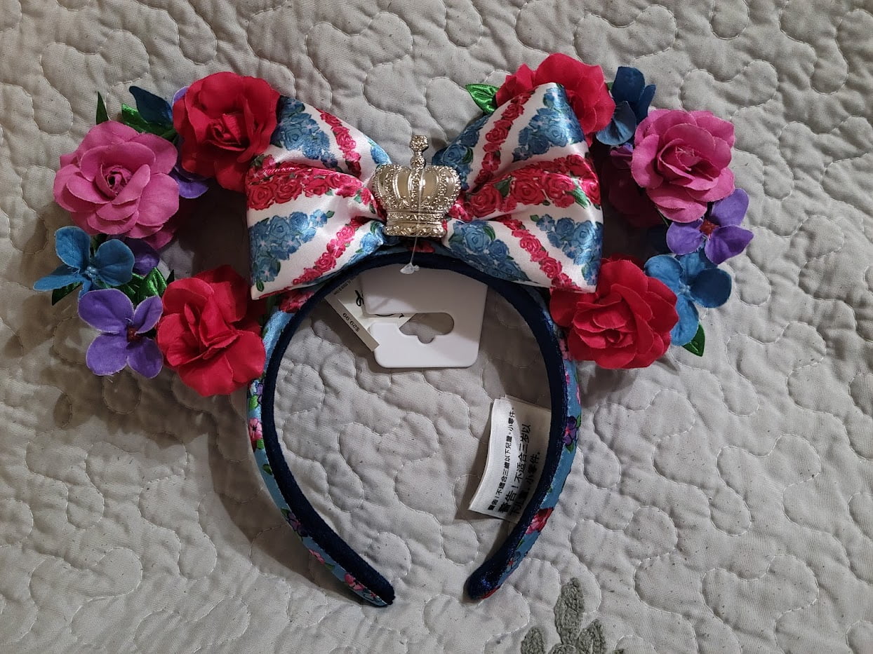 Disney Minnie Mouse "Queen of the Kingdom" Floral Ears - Walmart.com