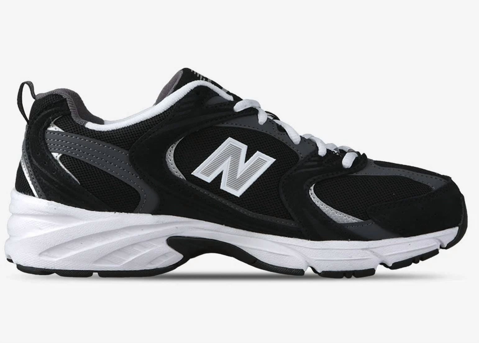 New Balance 530 Classic Black MR530CC | Bodega Aurrera en línea