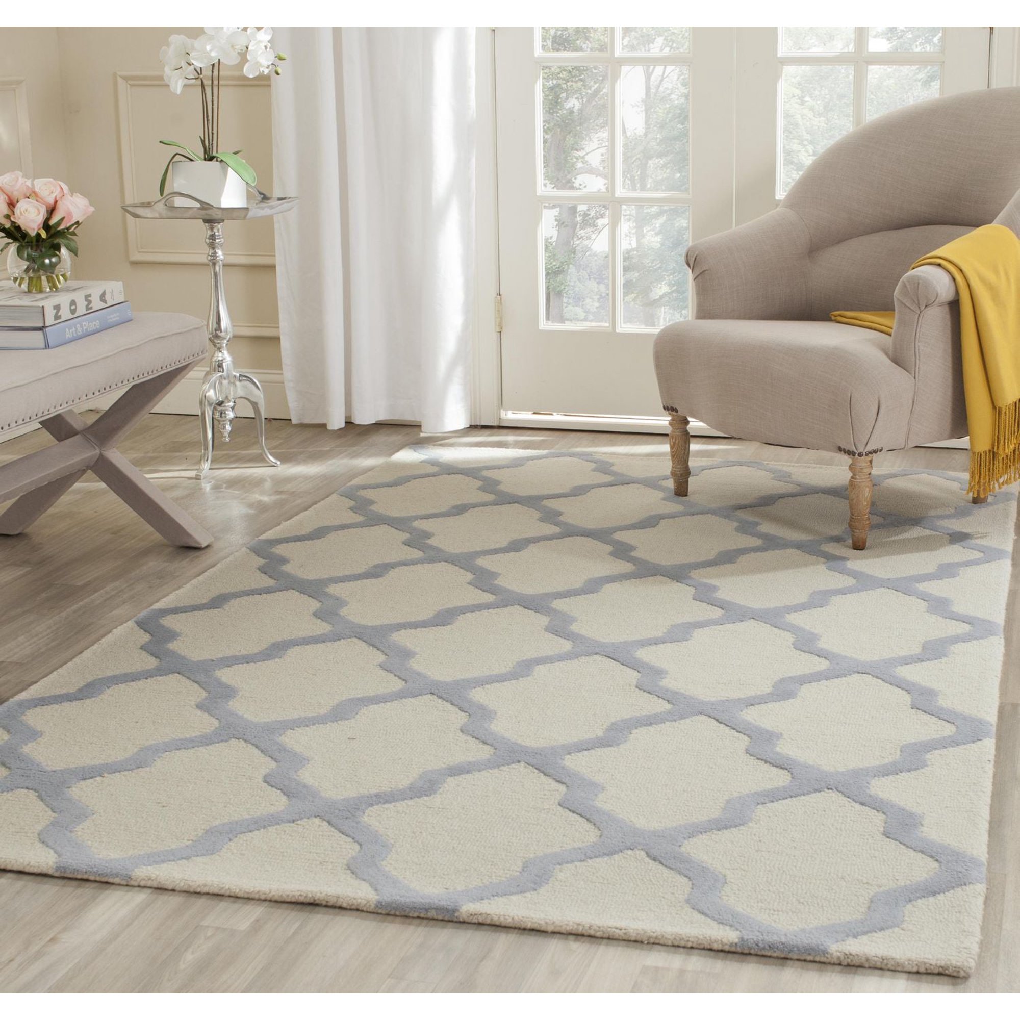 Click here for Safavieh Cambridge Liam Geometric Area Rug 4 Ft. X... prices