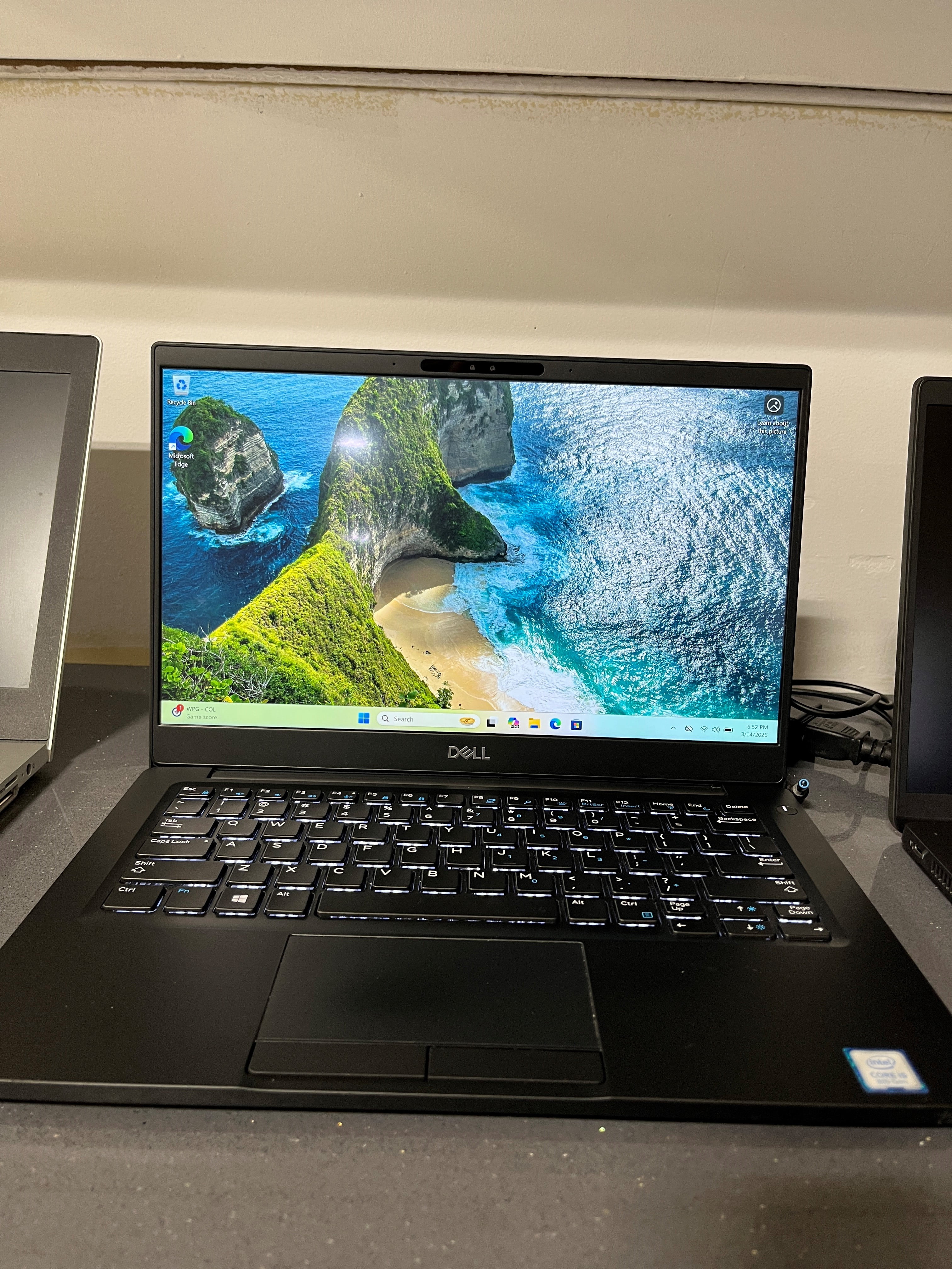 Refurbished (Excellent) DELL Latitude 7390 Laptop 13.3 FHD (Intel ...