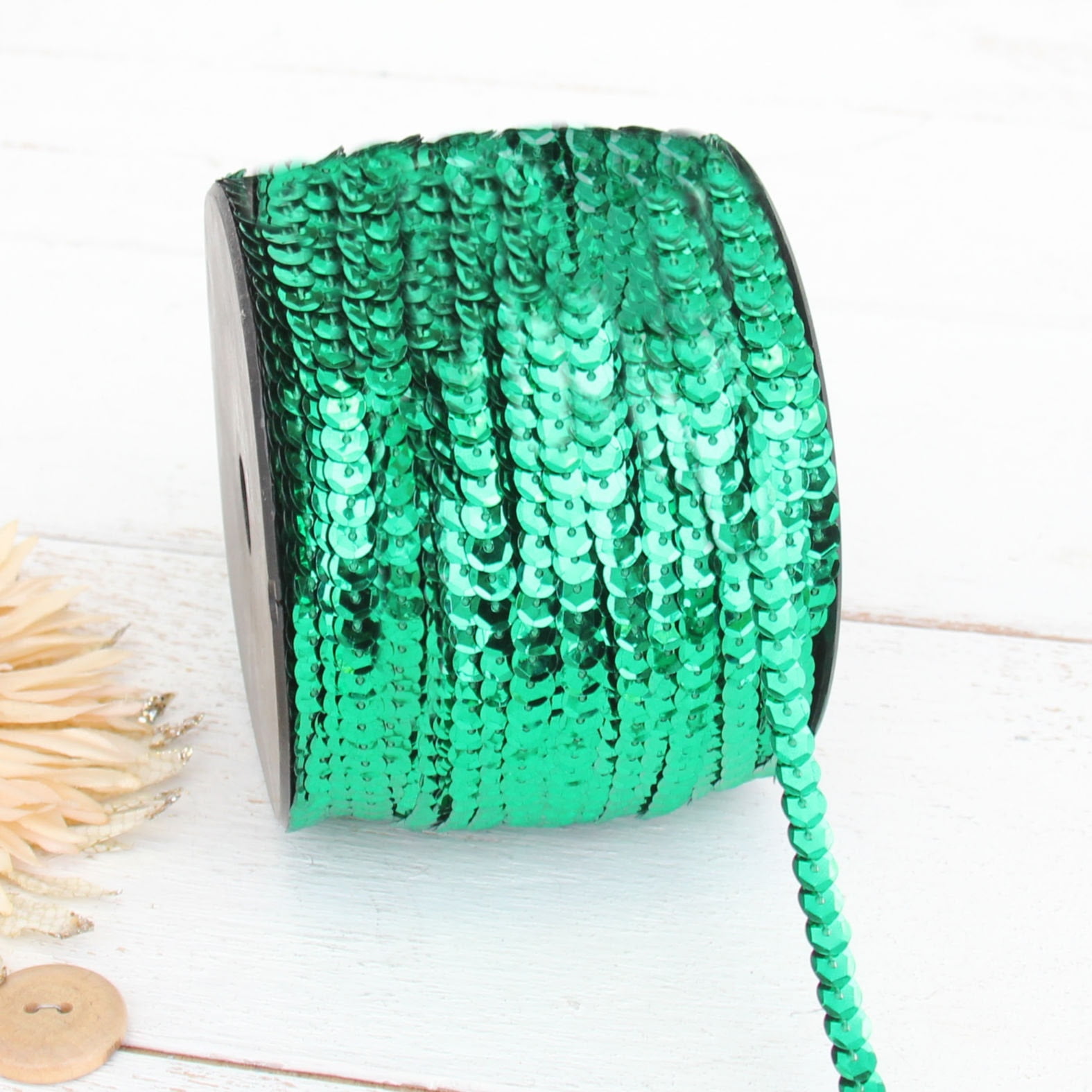 Threadart 6MM Sequin String - 80 Yard Roll - Emerald - For Crafting ...