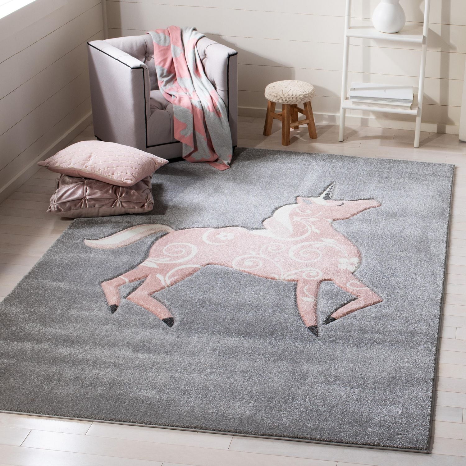 Click here for Safavieh Carousel Kids Dalach Unicorn Area Rug 8 F... prices