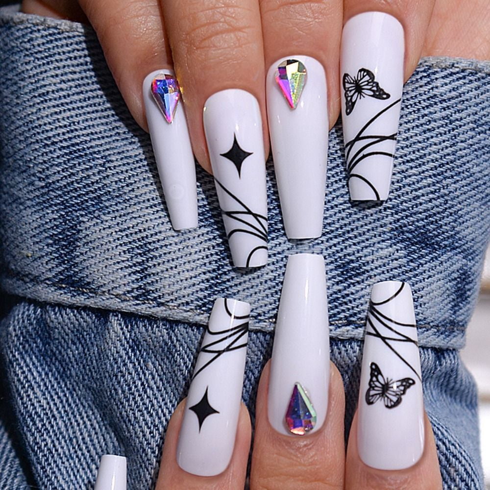 Cute Anchor Nails