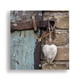 3drose, Wooden Heart Hanging on Old Barn Door, 10x10 Wall Clock ...