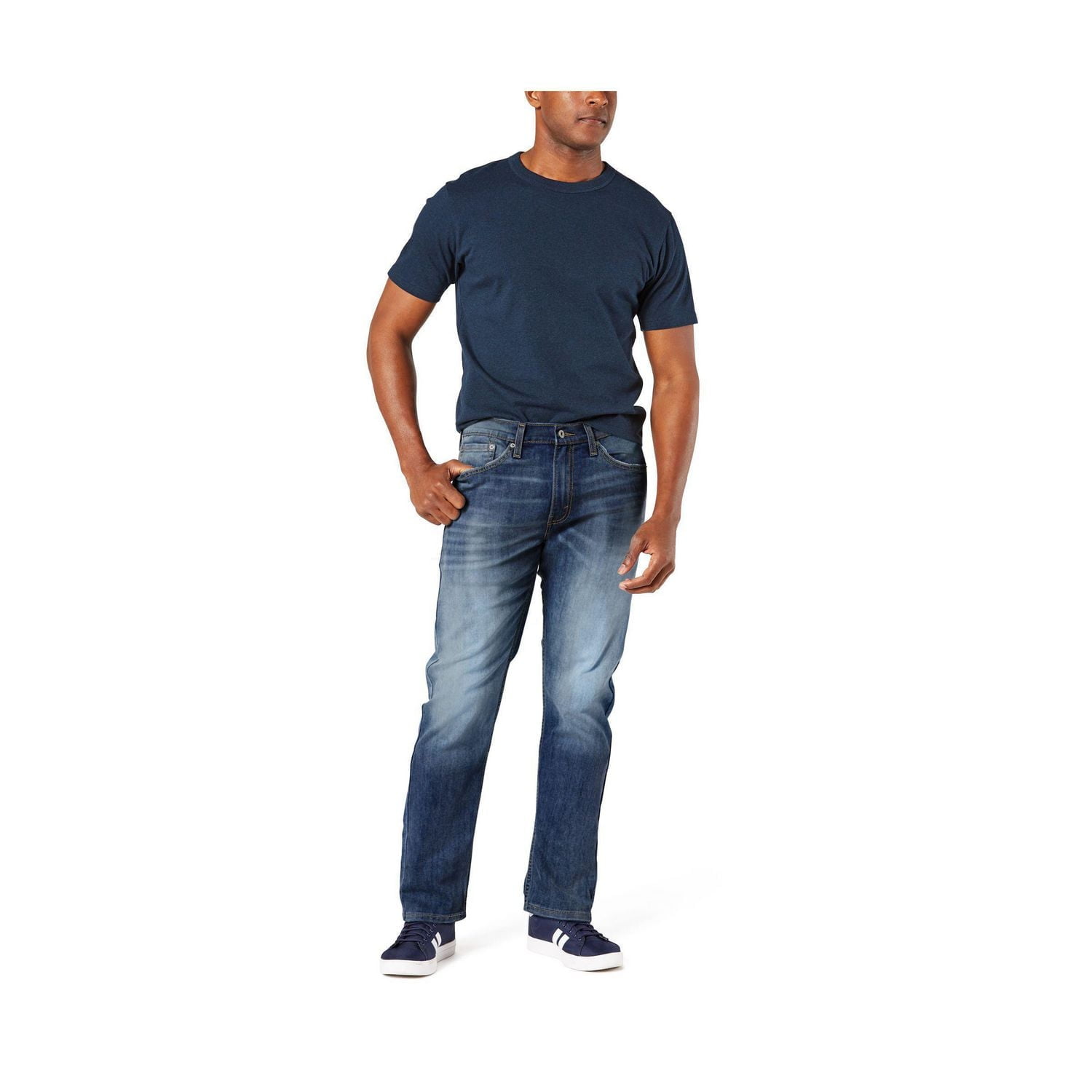 Click here for Levi Strauss Signature Mens Regular Taper Jeans prices