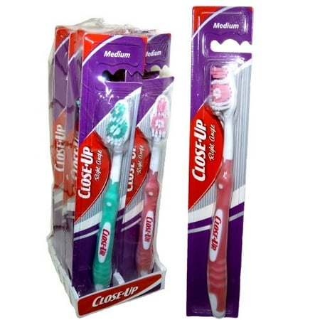Close-up Right Angle Toothbrush Medium (Pack of 12) | Walmart Canada