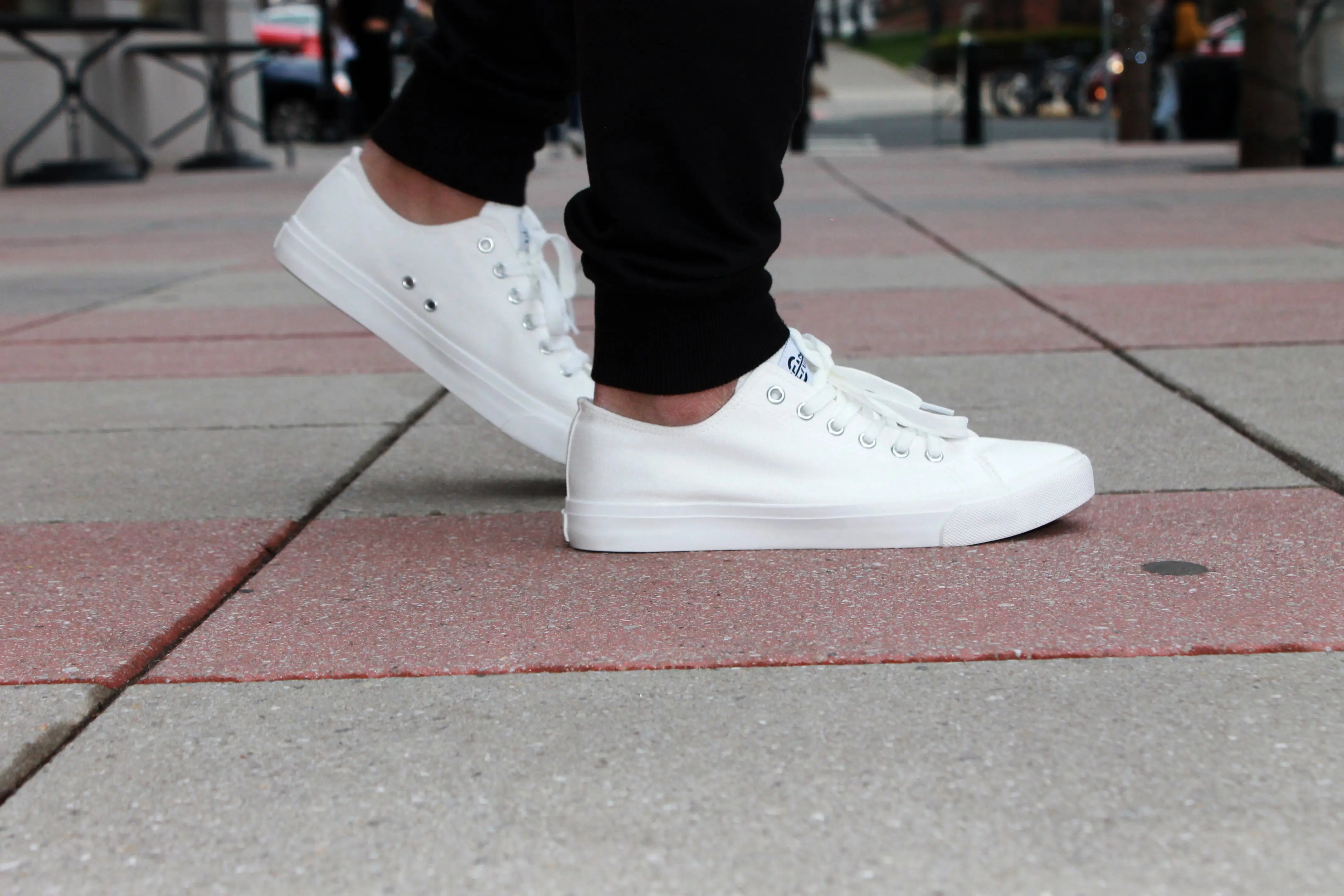 Fear0 Unisex True to Size All White Casual Canvas Sneakers Shoes for ...