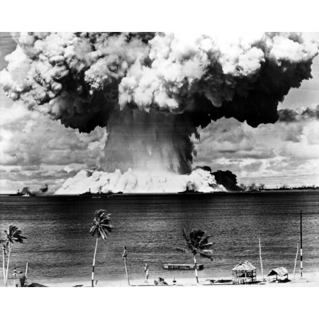 Atomic Bomb Test, 1946. /Namerican Atomic Bomb Test At Bikini Atoll In ...