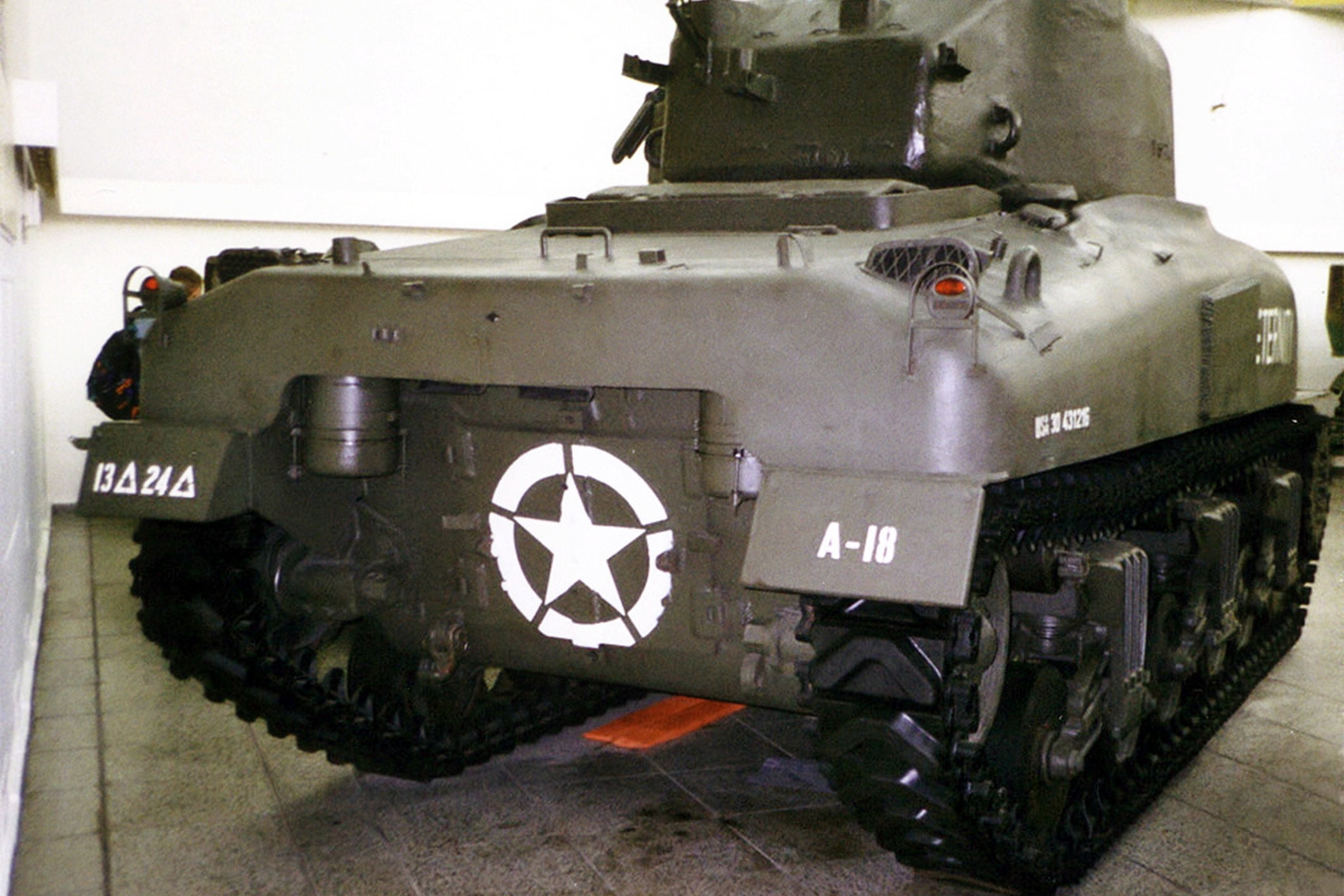 24x36 gallery poster, M4 and M4A1 shown the first Sherman tanks share ...
