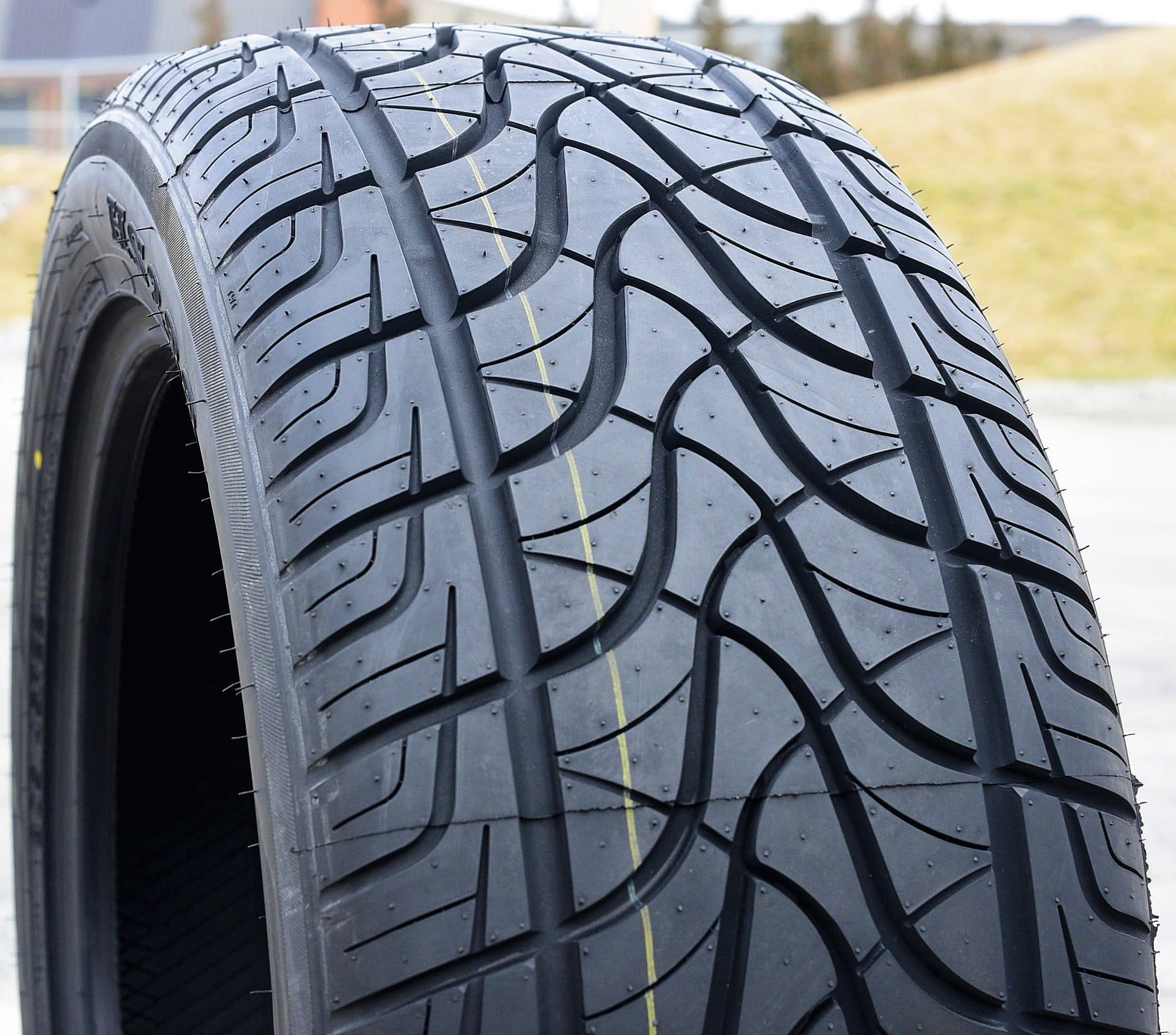 Fullway HS288 305/45R22 118V XL A/S Performance Tire - Walmart.com ...