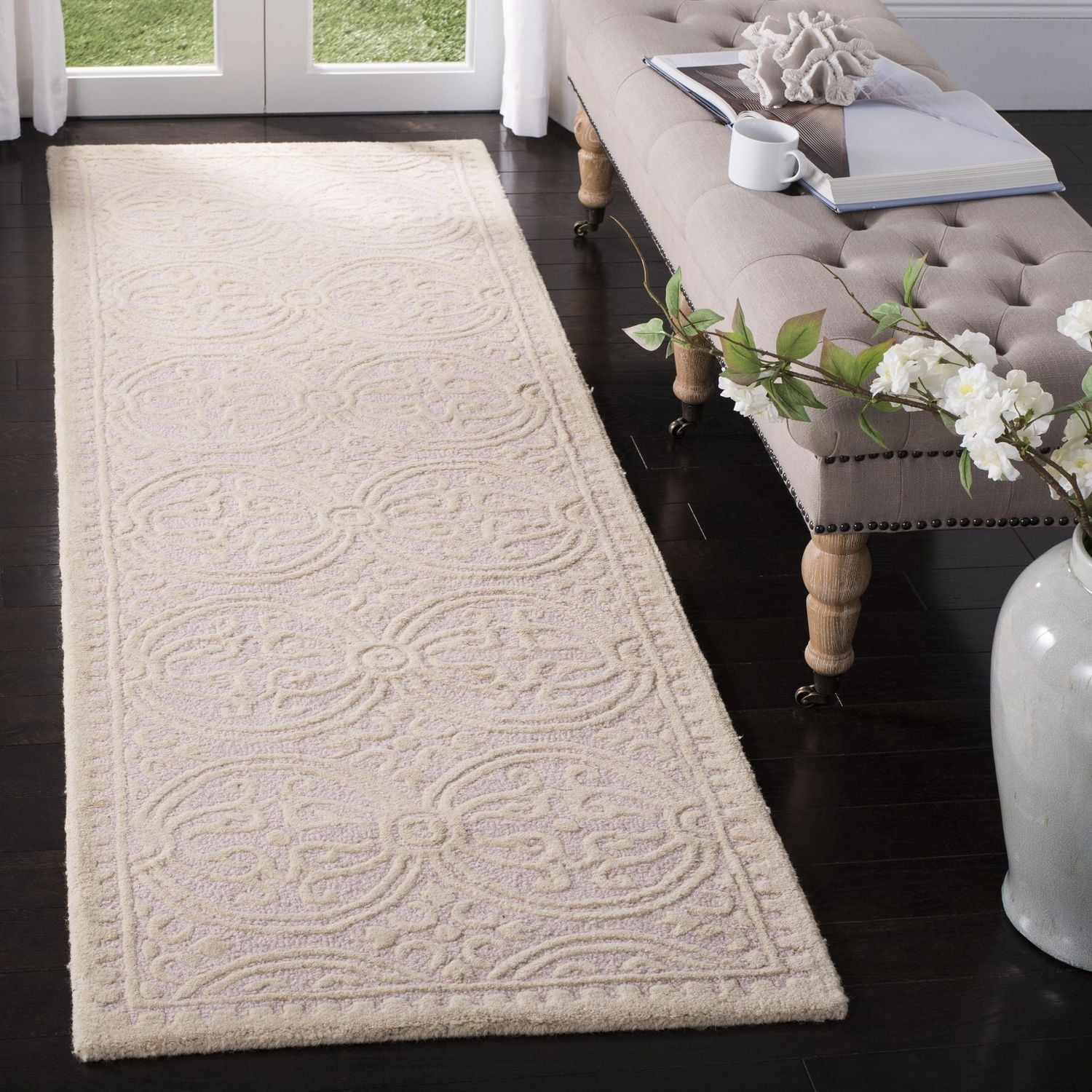 Click here for Safavieh Cambridge Leslie Geometric Area Rug 26 X... prices