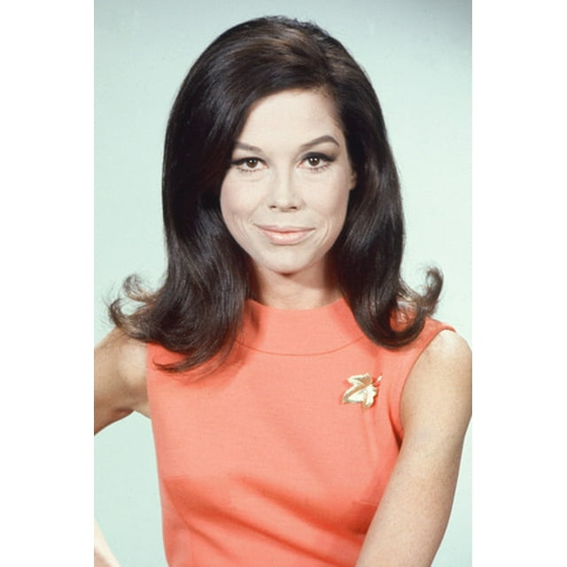 Mary Tyler Moore Rare From Tv Show 24X36 Poster - Walmart.com