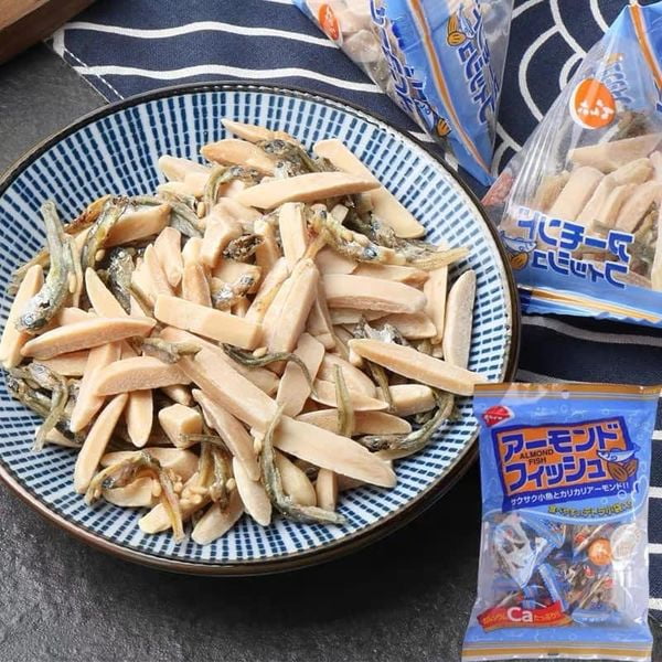 Denroku Crispy Almond Dried Fish Snack 72g /12pcs - Walmart.com