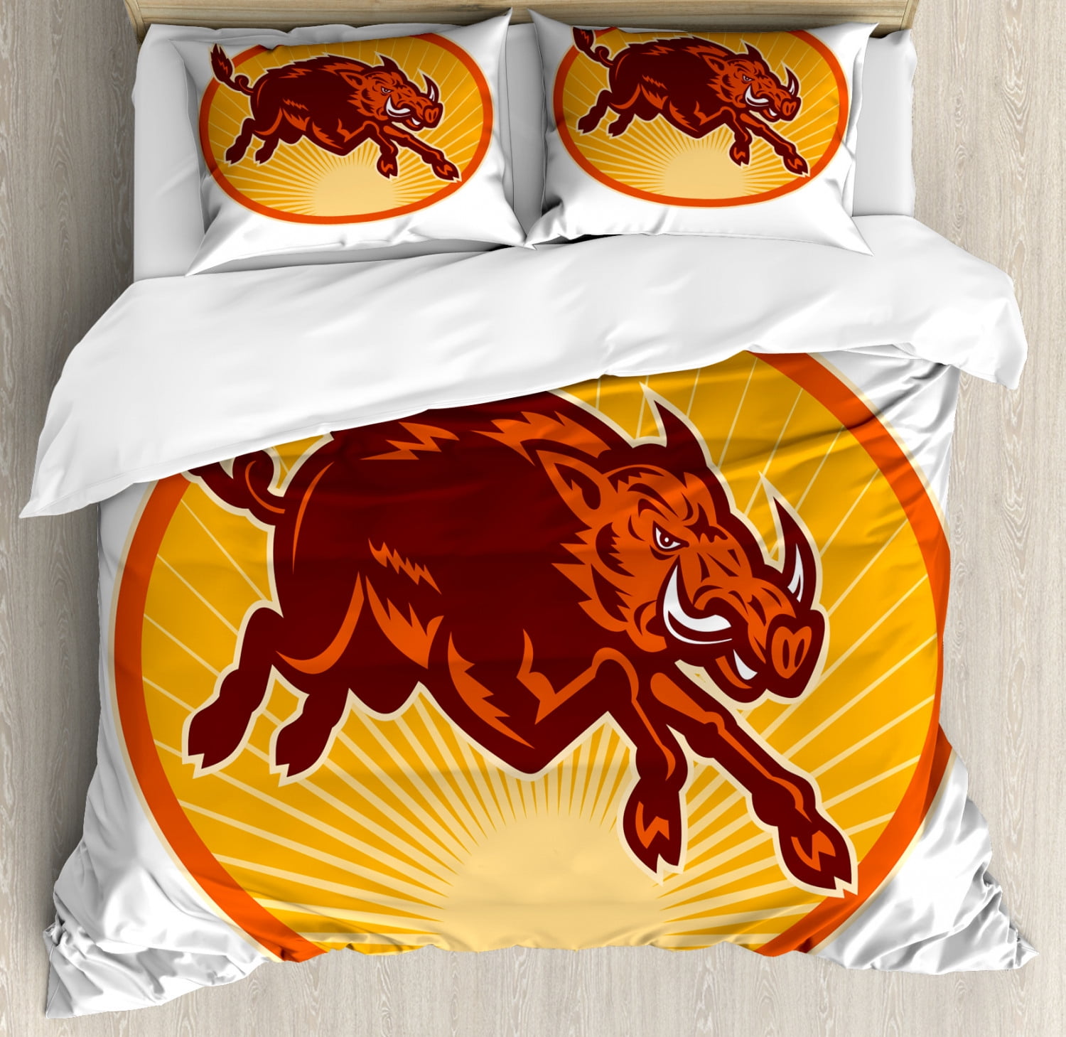 Razorback Duvet Cover Set Queen Size, Retro Emblem Design of Attacking ...